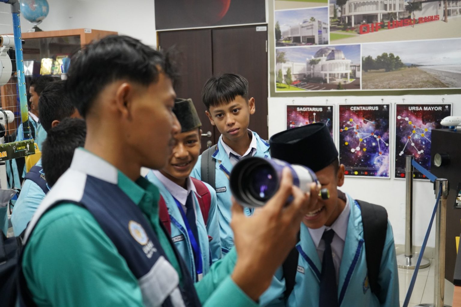 Kunjungan dari SMP IT Al Ihya Tanjung Gading Batu Bara - OIF UMSU